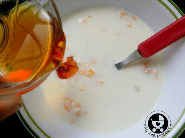 Maize Flakes with Milk and Honey - Healthy Breakfast Recipe